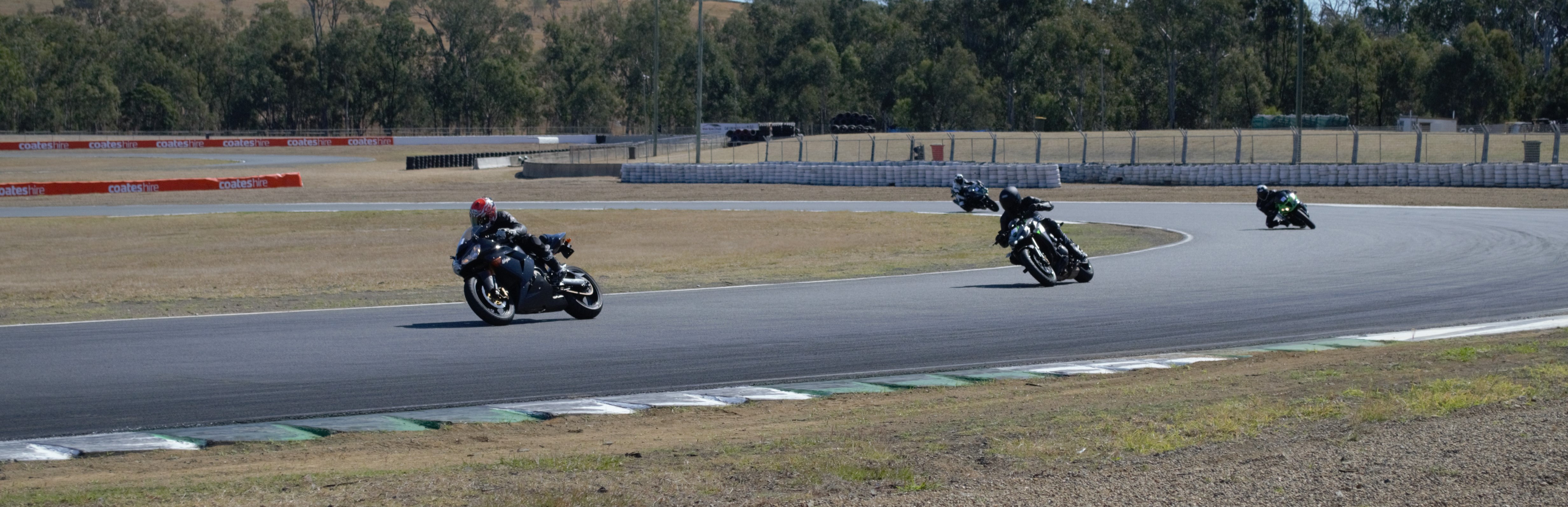 Pictures from the Kawasaki Track Day at Queensland Raceway ...