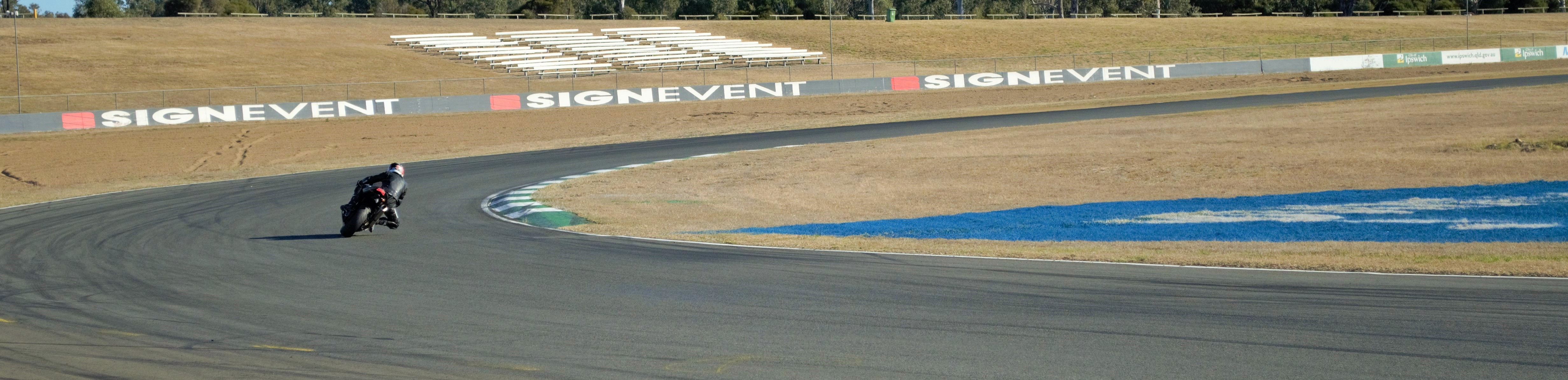 Pictures from the Kawasaki Track Day at Queensland Raceway ...