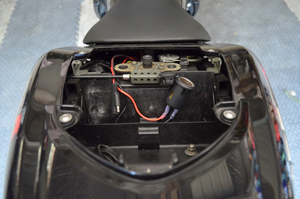 Tech Tip – How to install a 12V port on your motorcycle ...