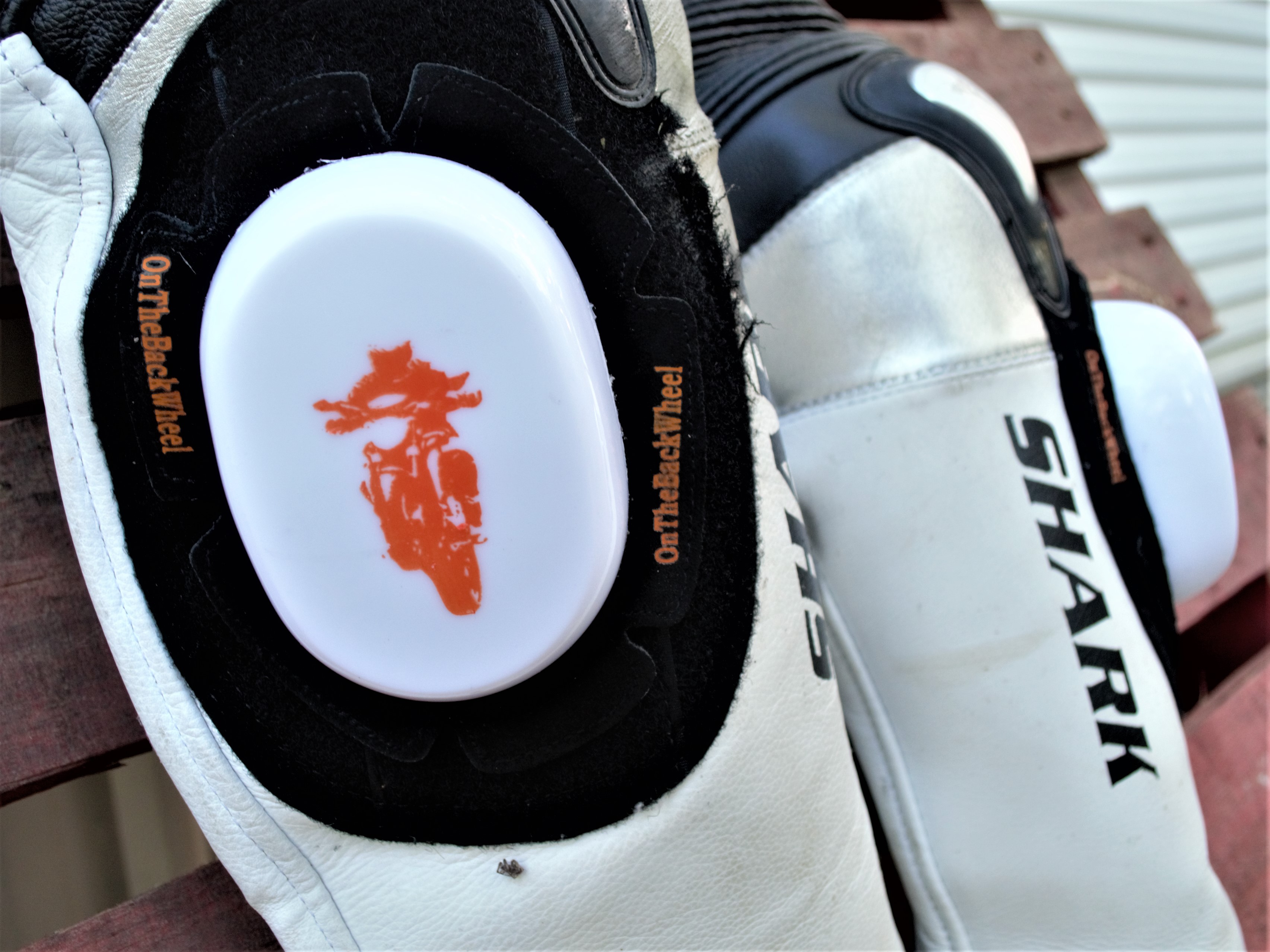 OnTheBackWheel Knee Sliders – OnTheBackWheel.com